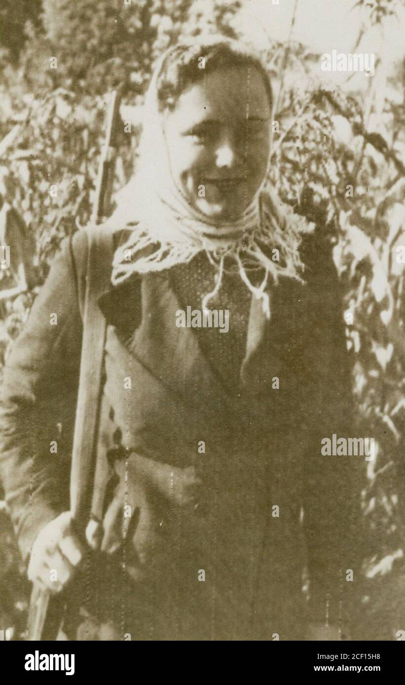 Ww2 partisan hi-res stock photography and images - Alamy