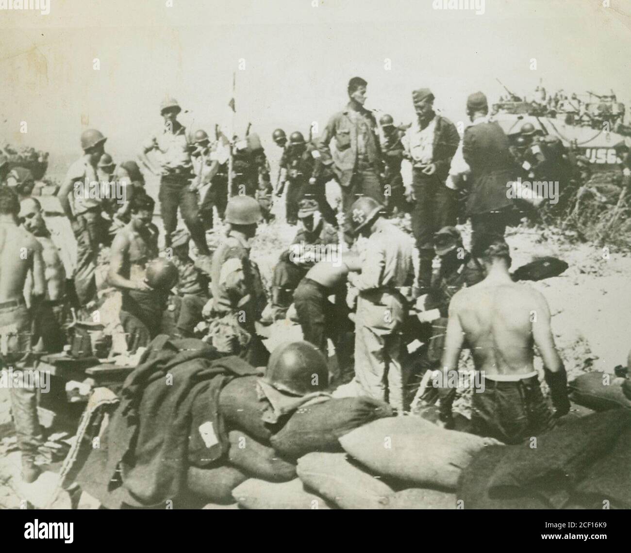 Army first aid world war ii hi-res stock photography and images - Alamy