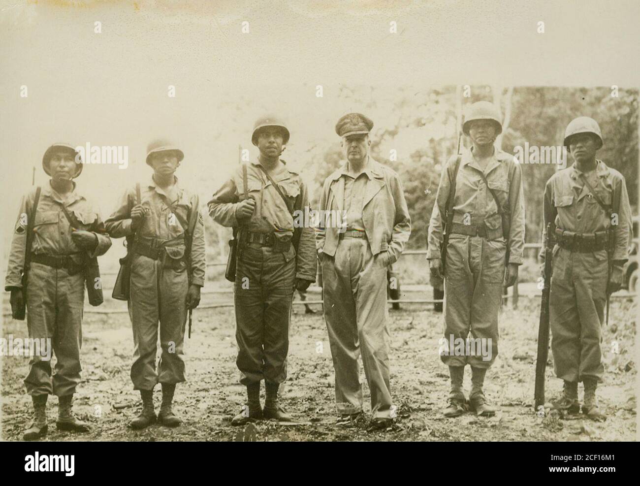 Indian soldiers world war ii hi-res stock photography and images - Alamy