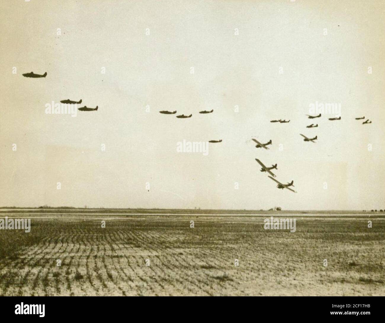 Ww2 glider hi-res stock photography and images - Alamy