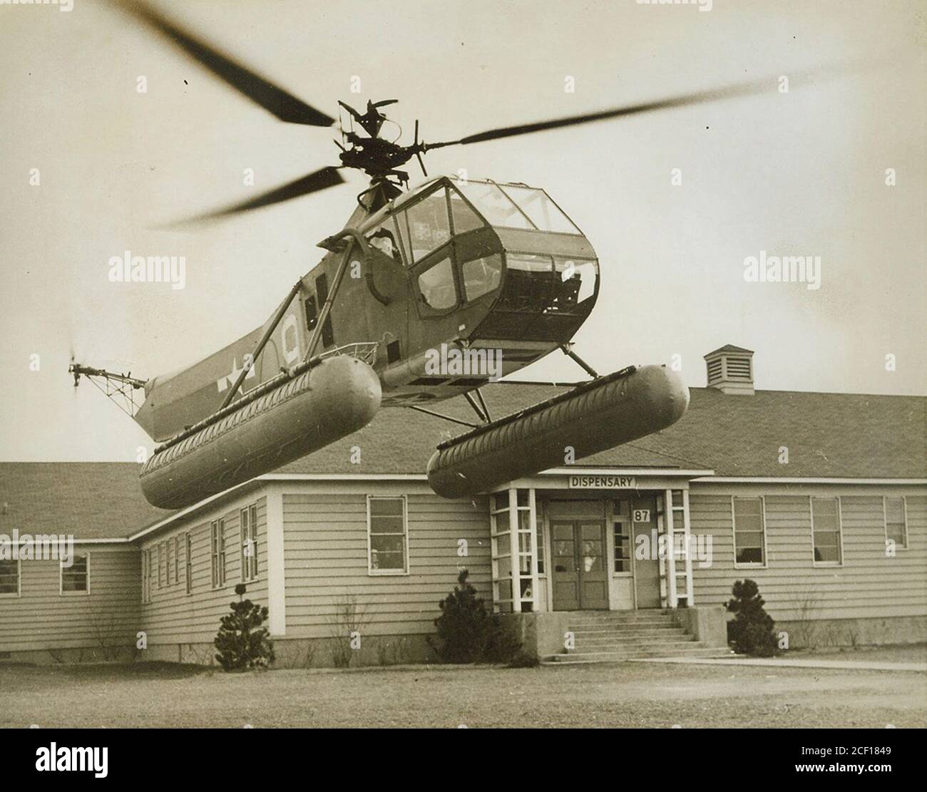 1940s helicopter hi-res stock photography and images - Alamy