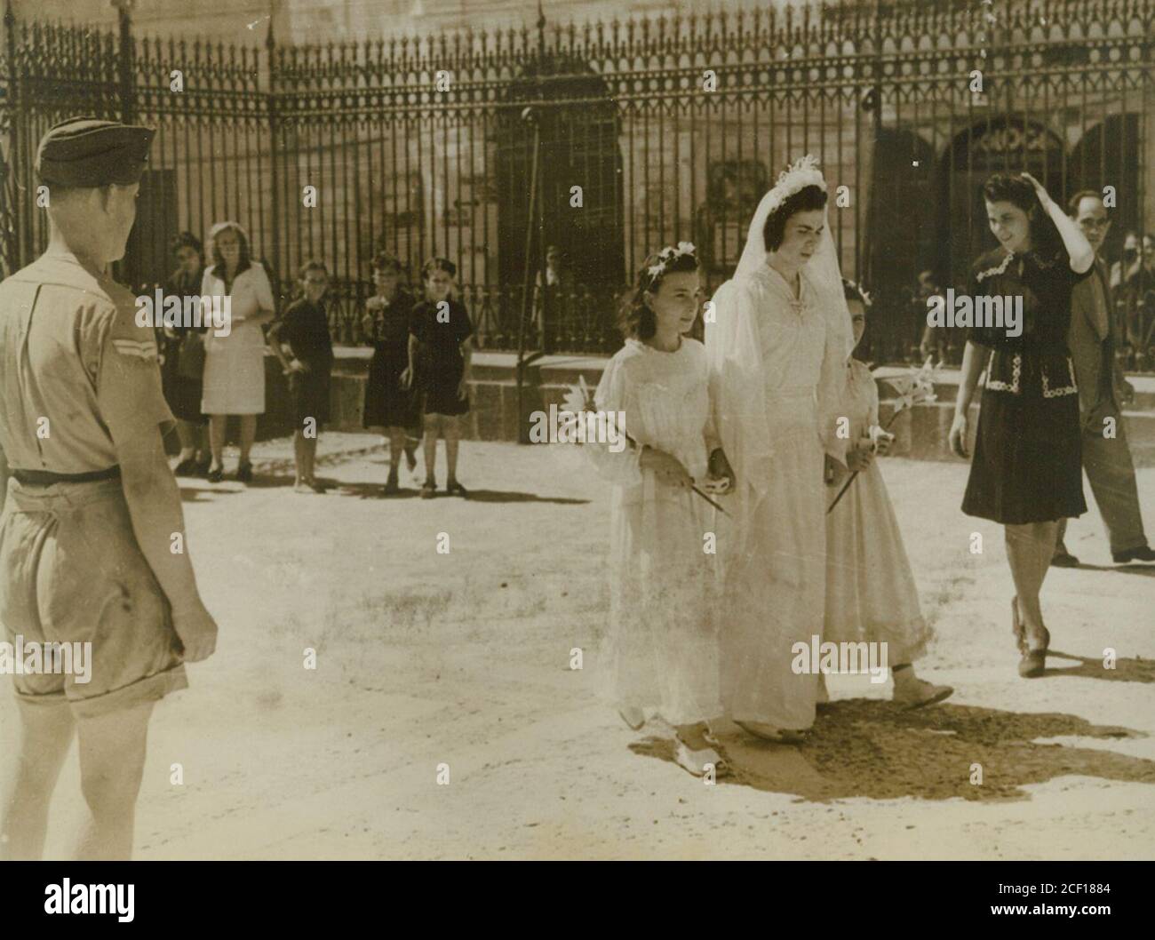 World War Ii Wwii Bride High Resolution Stock Photography and Images ...
