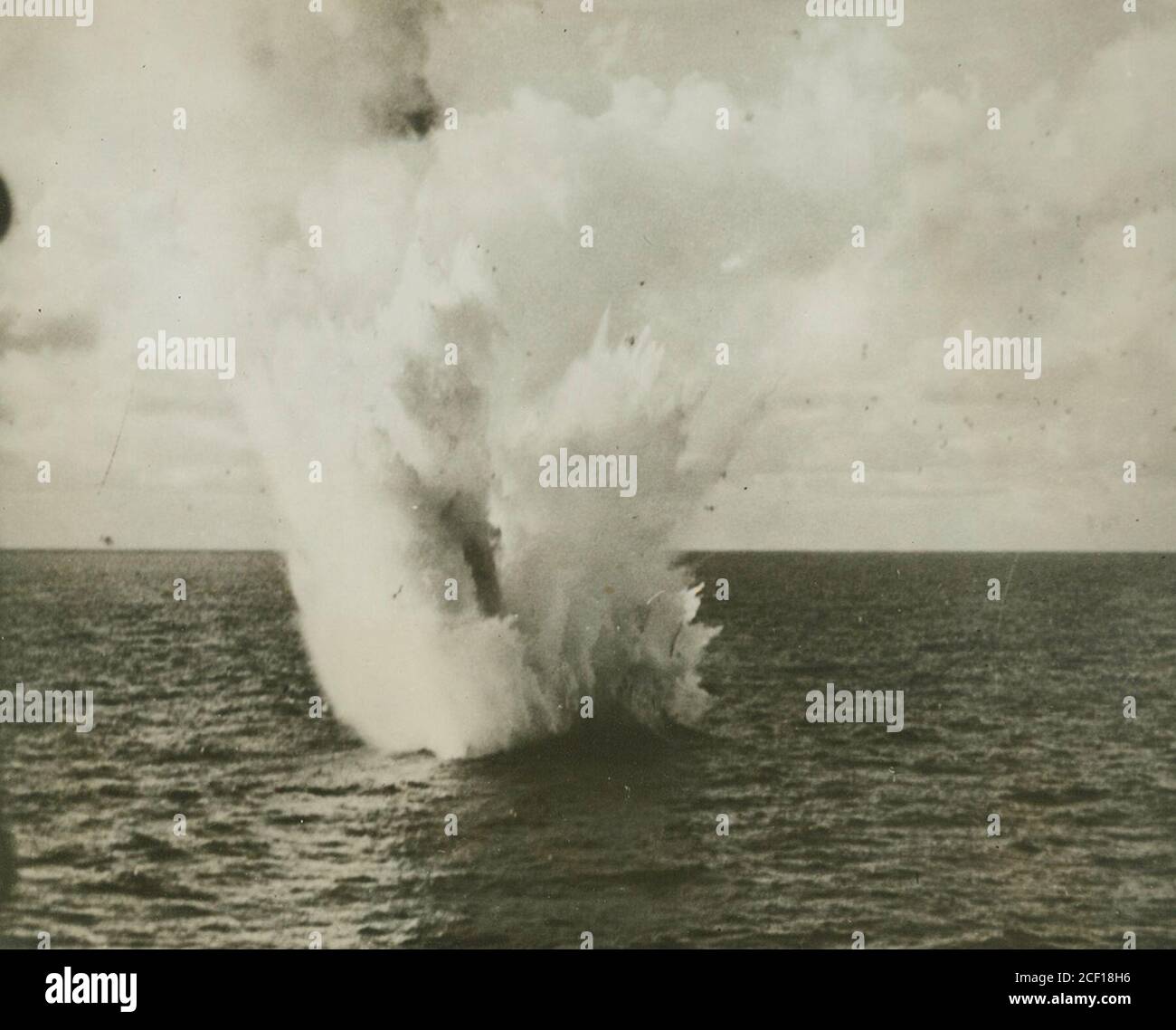 Deep flight ii hi-res stock photography and images - Alamy