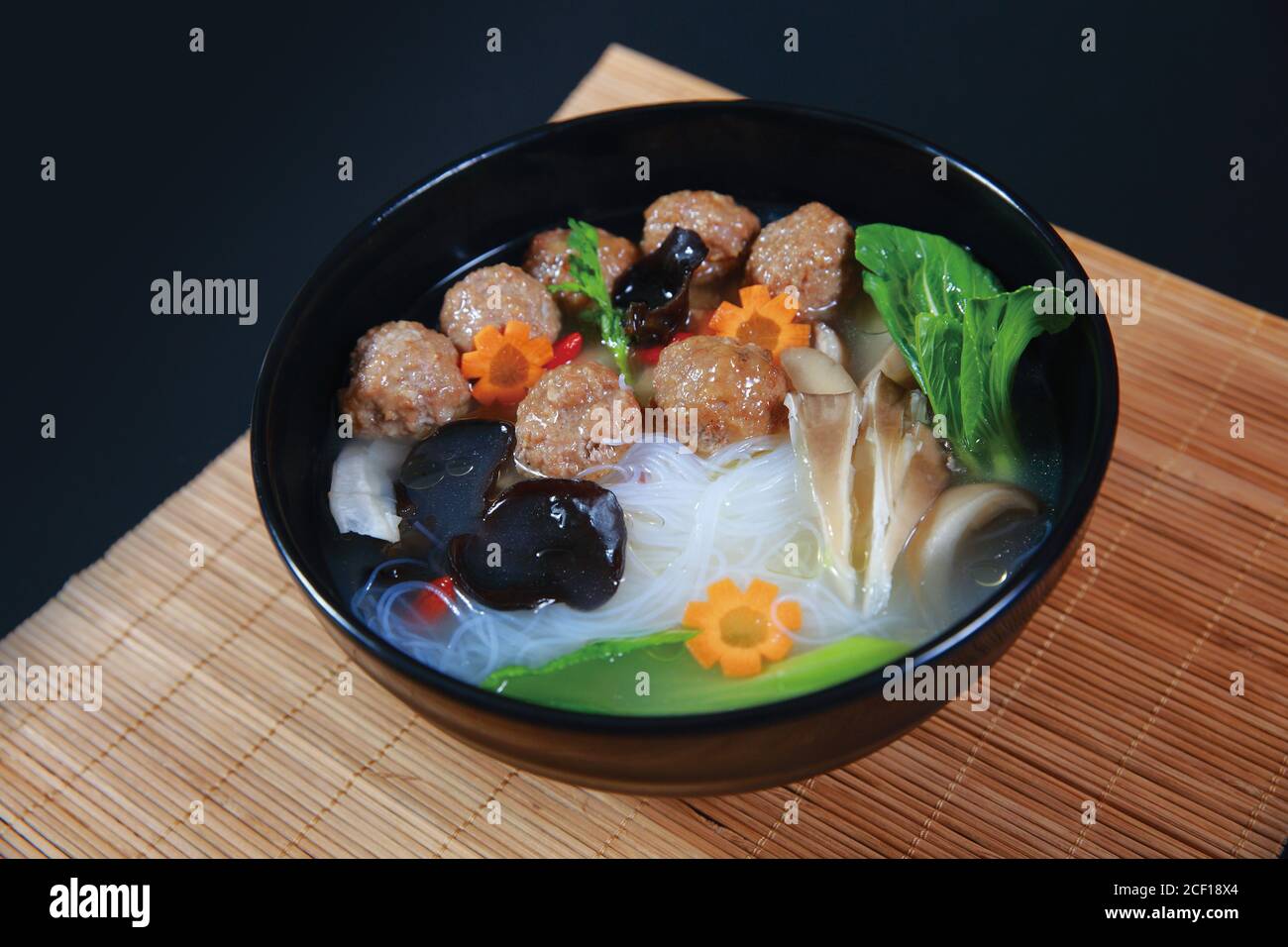 Chinese cuisine beef ball vegetable noodle Stock Photo - Alamy