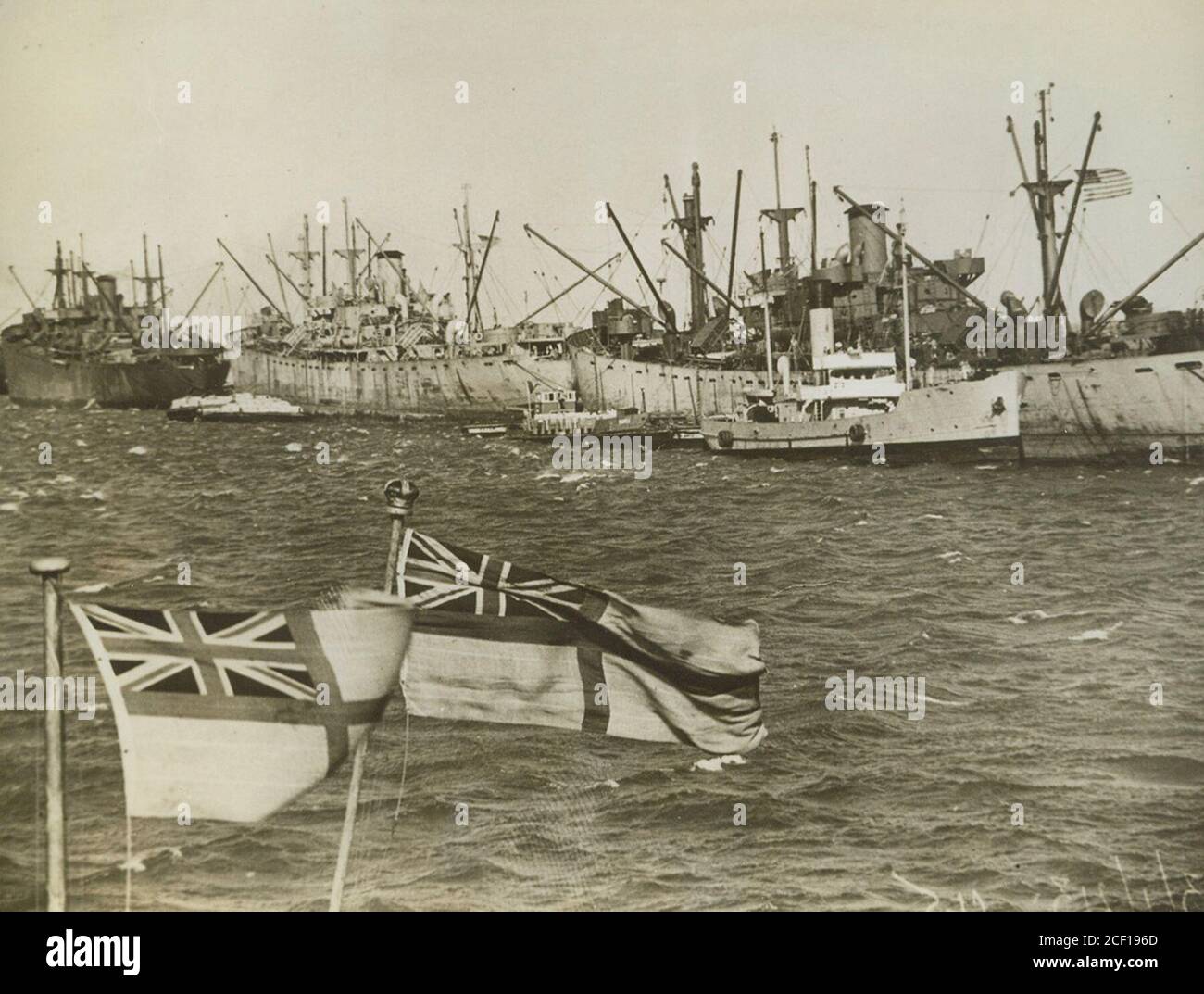Liberty ships ww2 hi-res stock photography and images - Alamy