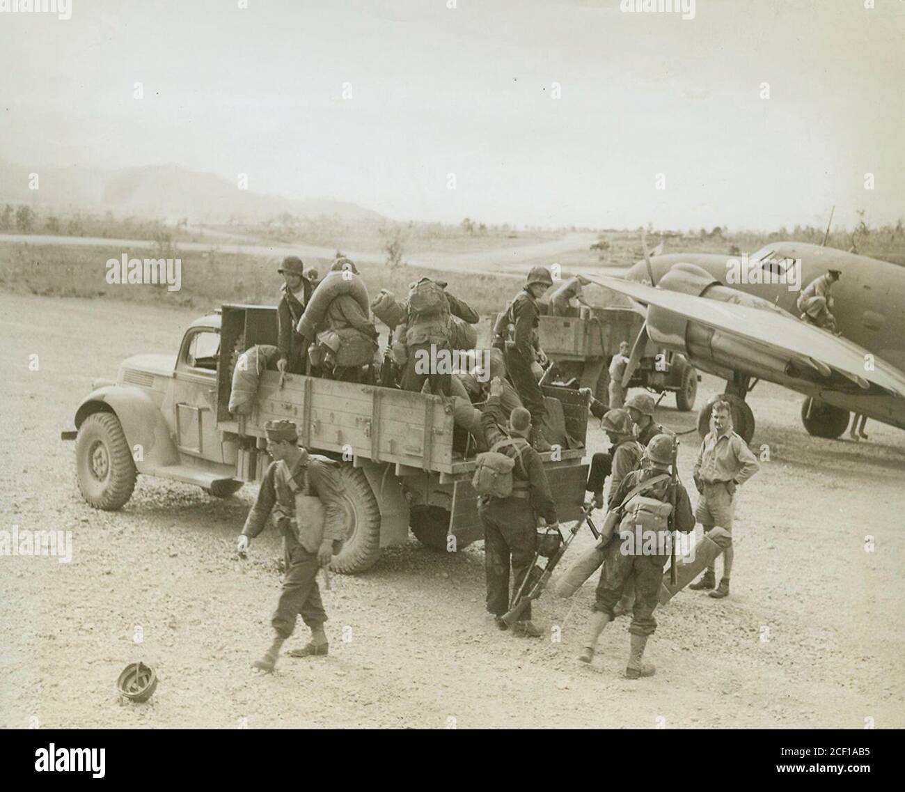 New guinea world war 2 hi-res stock photography and images - Alamy