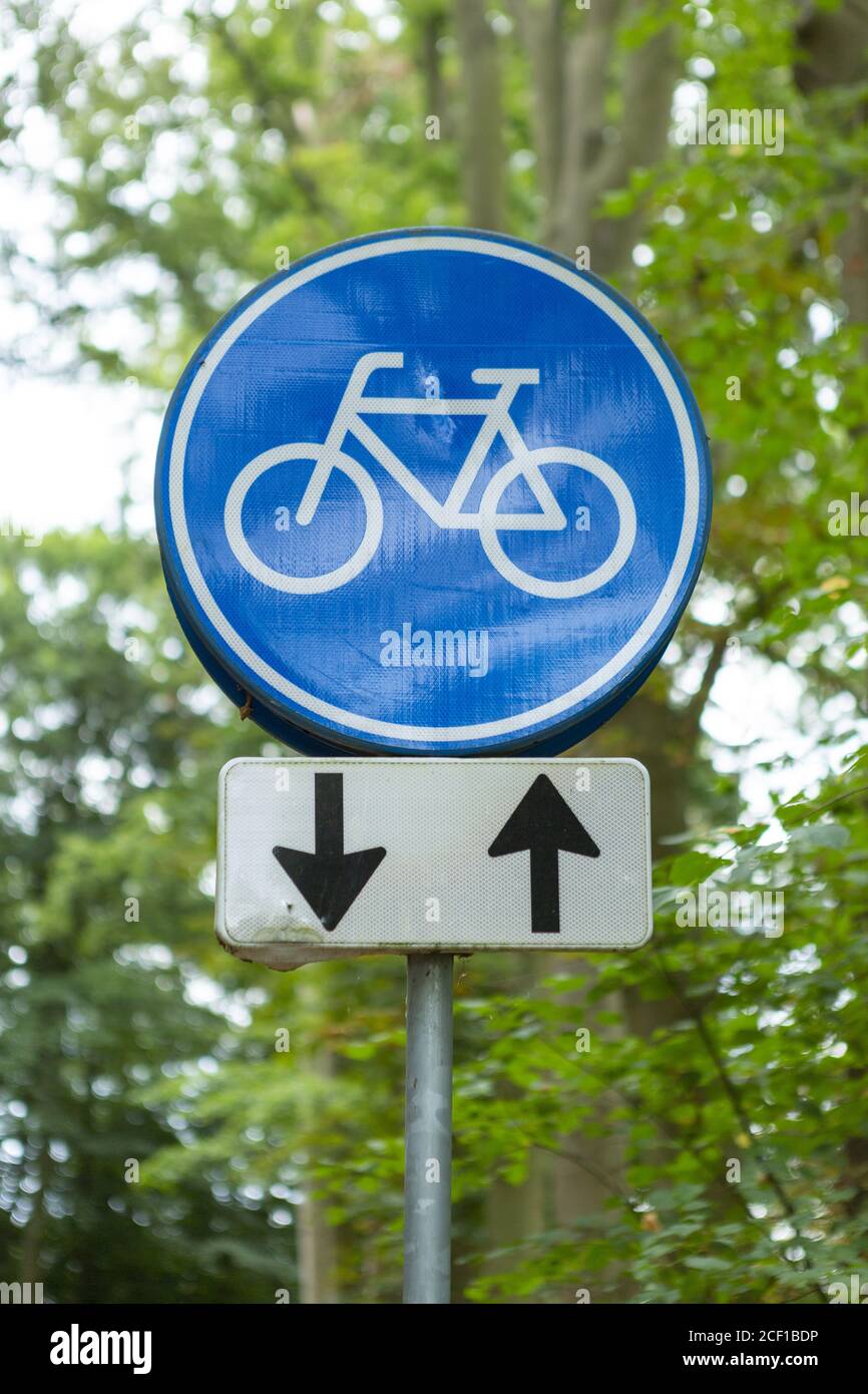 Dutch traffic sign end of bike path Stock Photo - Alamy