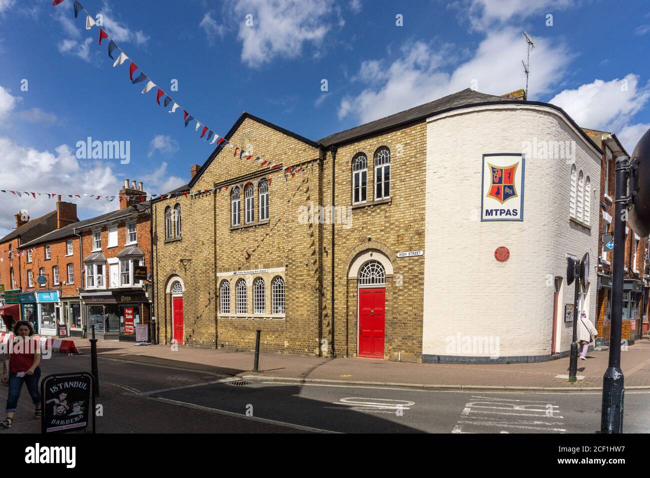 Stratford high street hi-res stock photography and images - Alamy