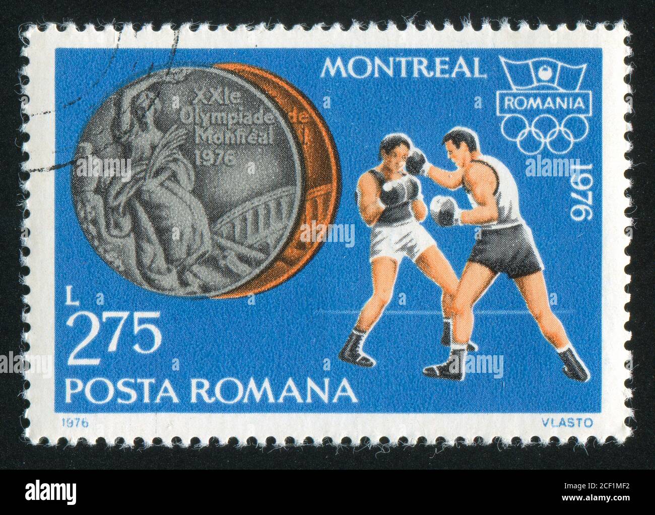 ROMANIA - CIRCA 1976: stamp printed by Romania, show boxing, circa 1976 ...