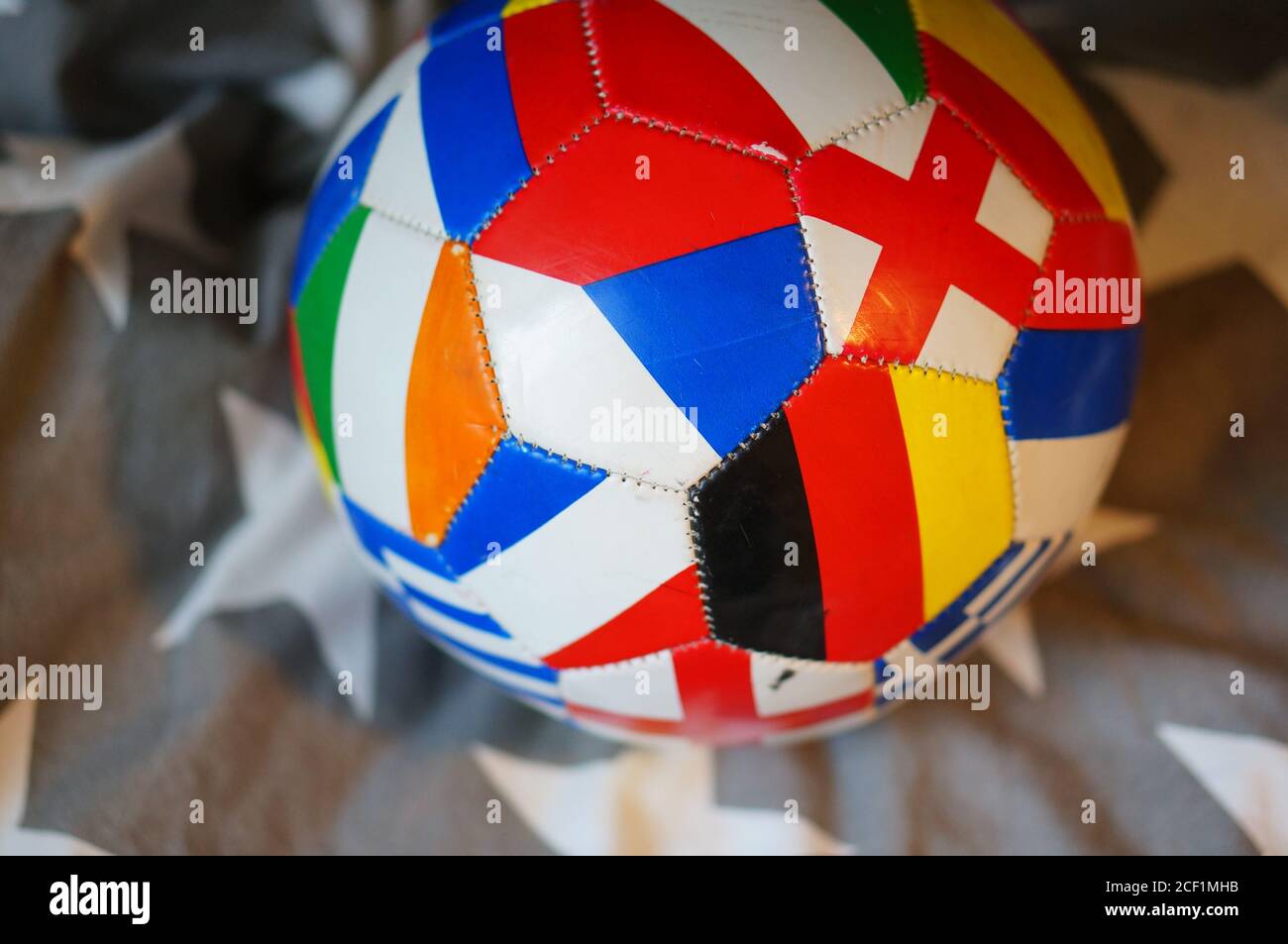 Round country flags europe hi-res stock photography and images - Alamy