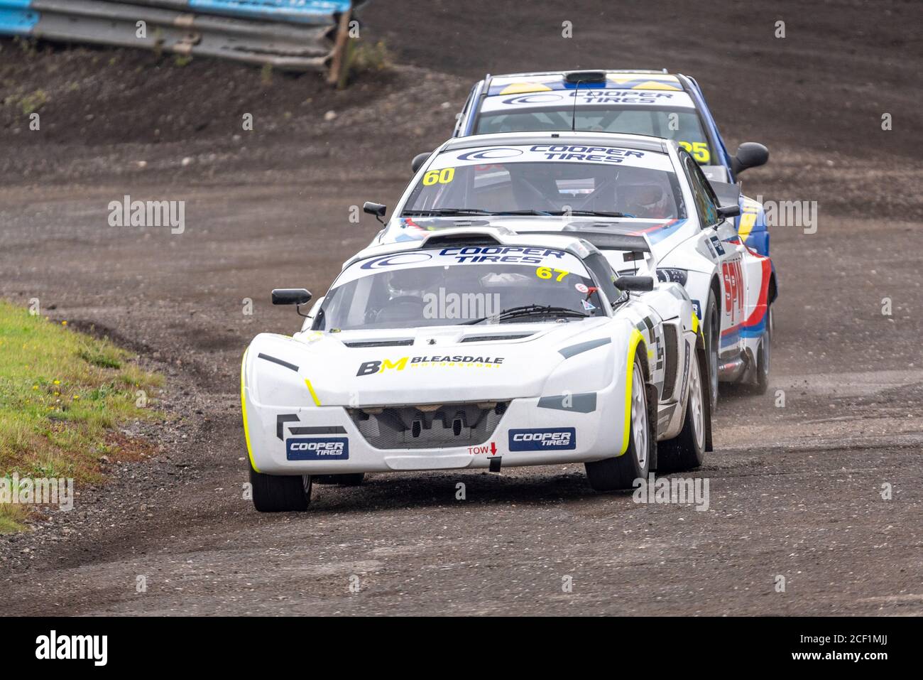 Jason Bleasdale in Vauxhall VX220 racing in the Supernationals at the 5 ...