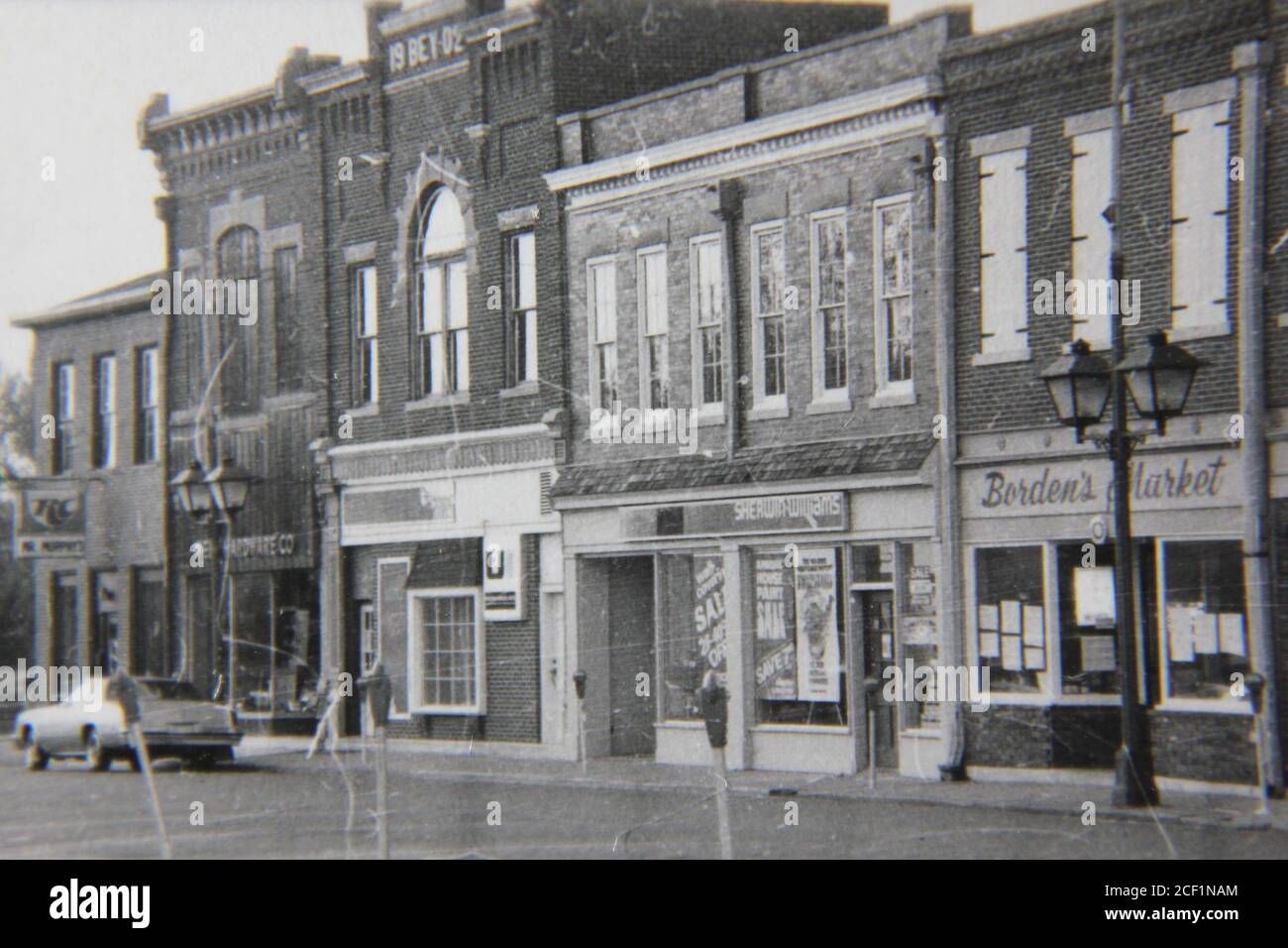 1970s small town street scene hi-res stock photography and images - Alamy