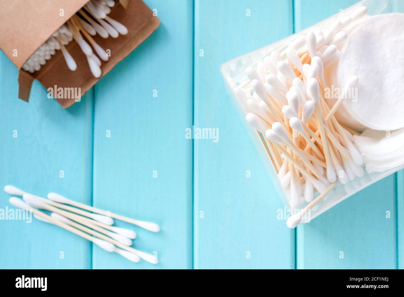 Round pads hi-res stock photography and images - Alamy