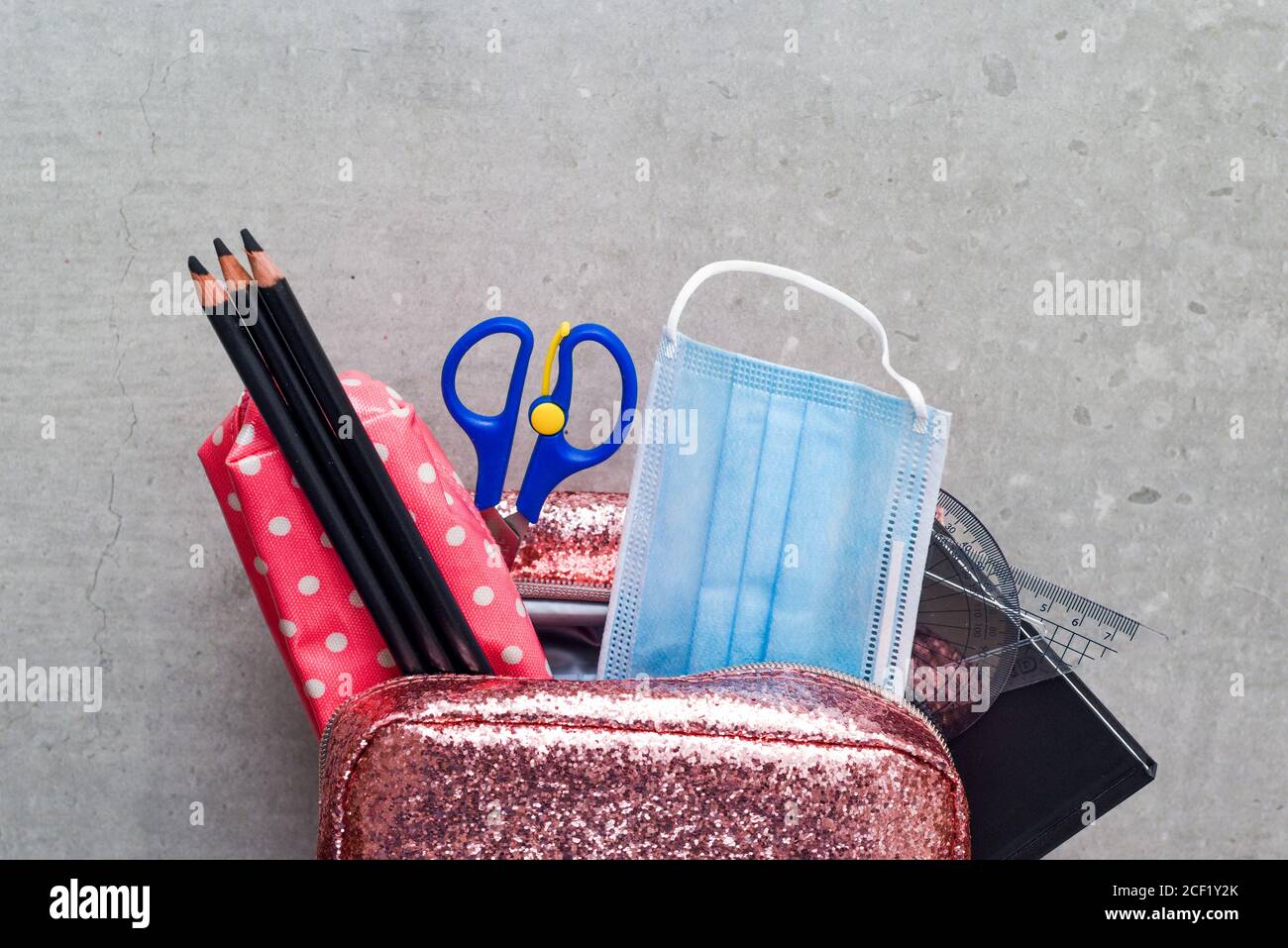 School pencil kit hi-res stock photography and images - Alamy