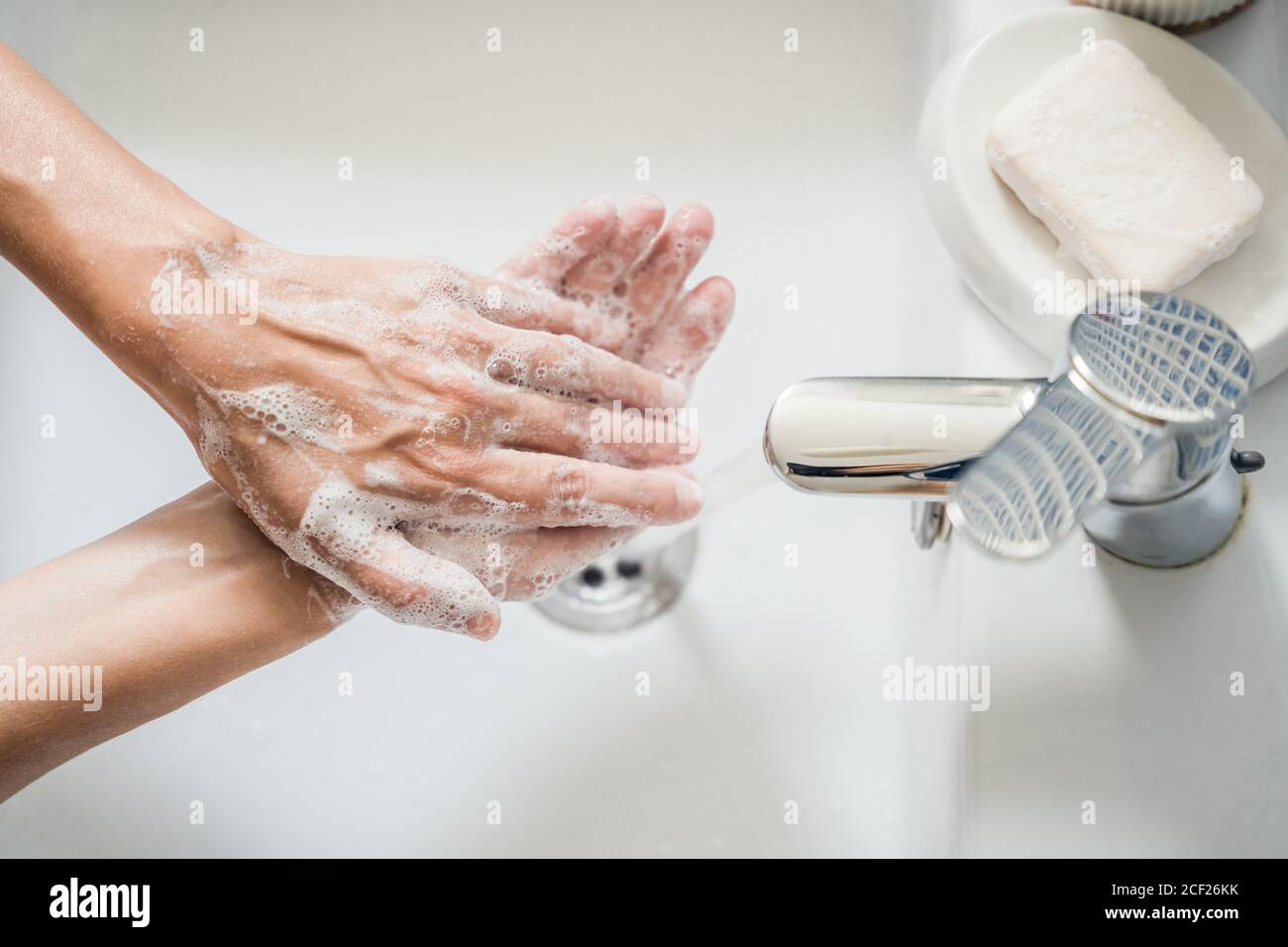 Rub your hands together hi-res stock photography and images - Alamy