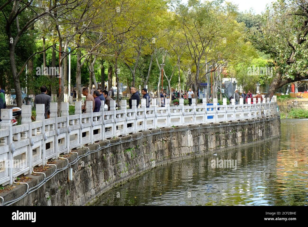 Kunming china green lake park hi-res stock photography and images - Alamy