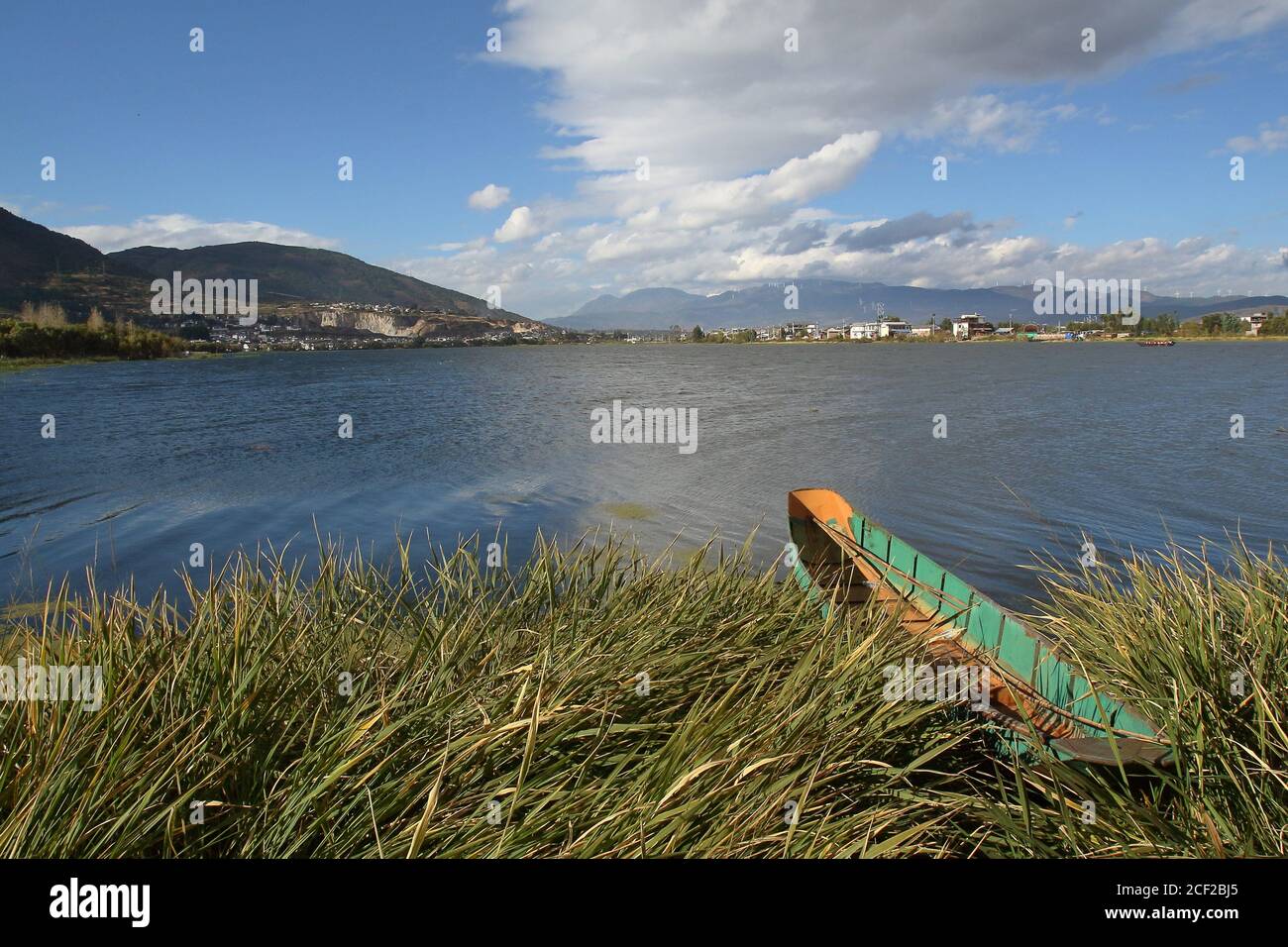 Dali lake erhai yunnan china hi-res stock photography and images - Alamy