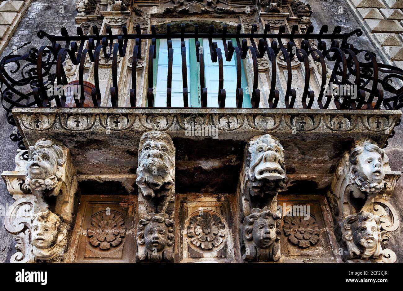 Sicilian baroque architecture hi-res stock photography and images - Alamy