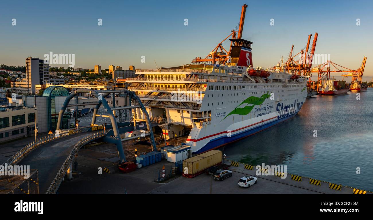 Loading of cars and passengers on the Stena Line passenger car ferry at ...