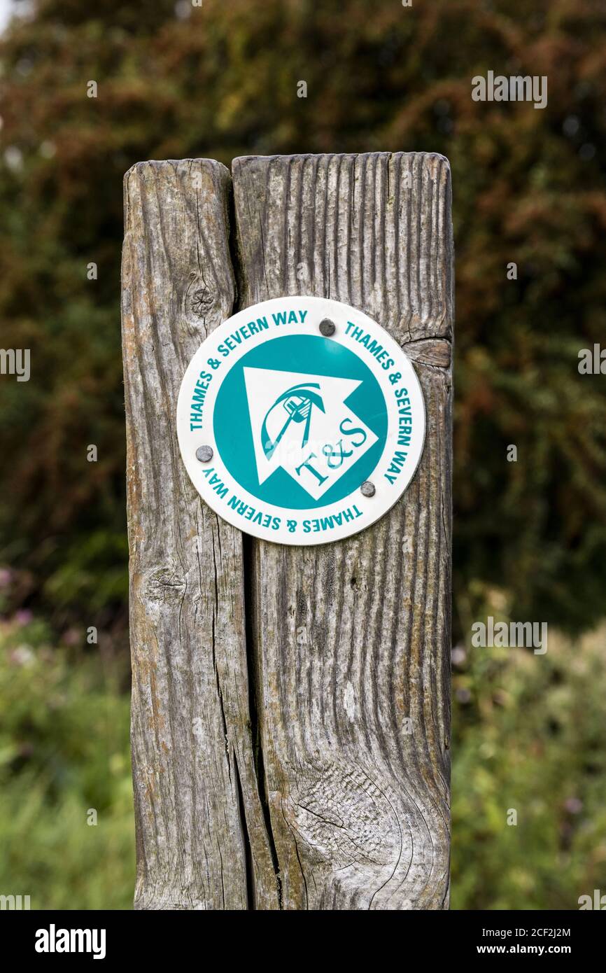 English waymarks hi-res stock photography and images - Alamy