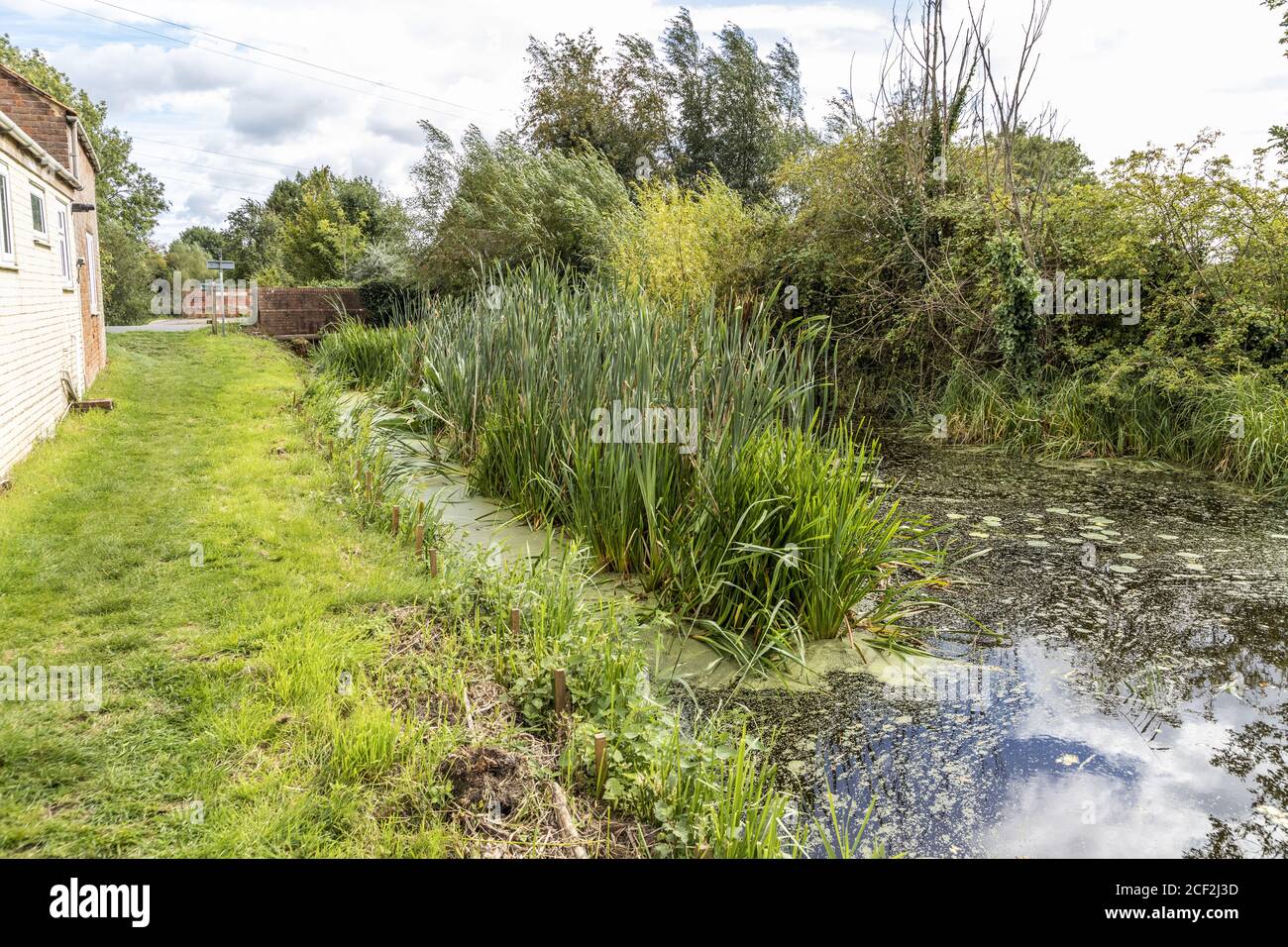 The Thames and Severn Way long distance footpath beside the disused ...