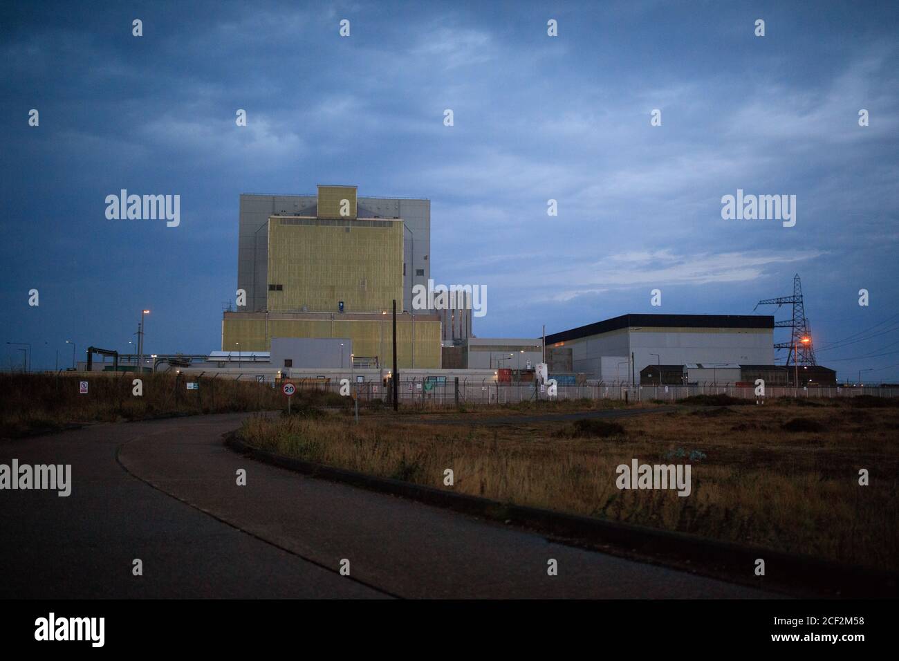 Dungeness nuclear power station, General View GV, Kent Stock Photo - Alamy