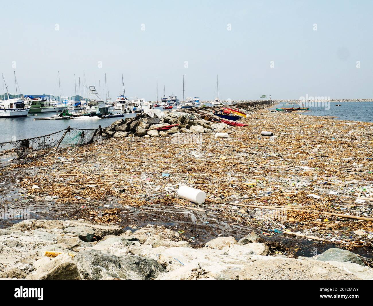 Manila Bay, Philippines. 03rd Sep, 2020. Heaps of various trash and ...