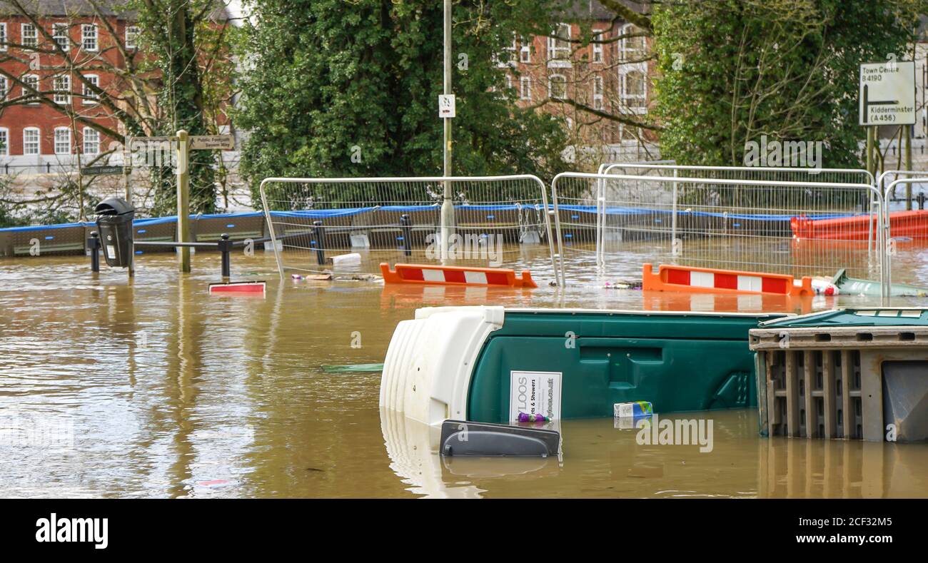 Bewdley UK floods, February 2020 - town in chaos during UK flooding ...