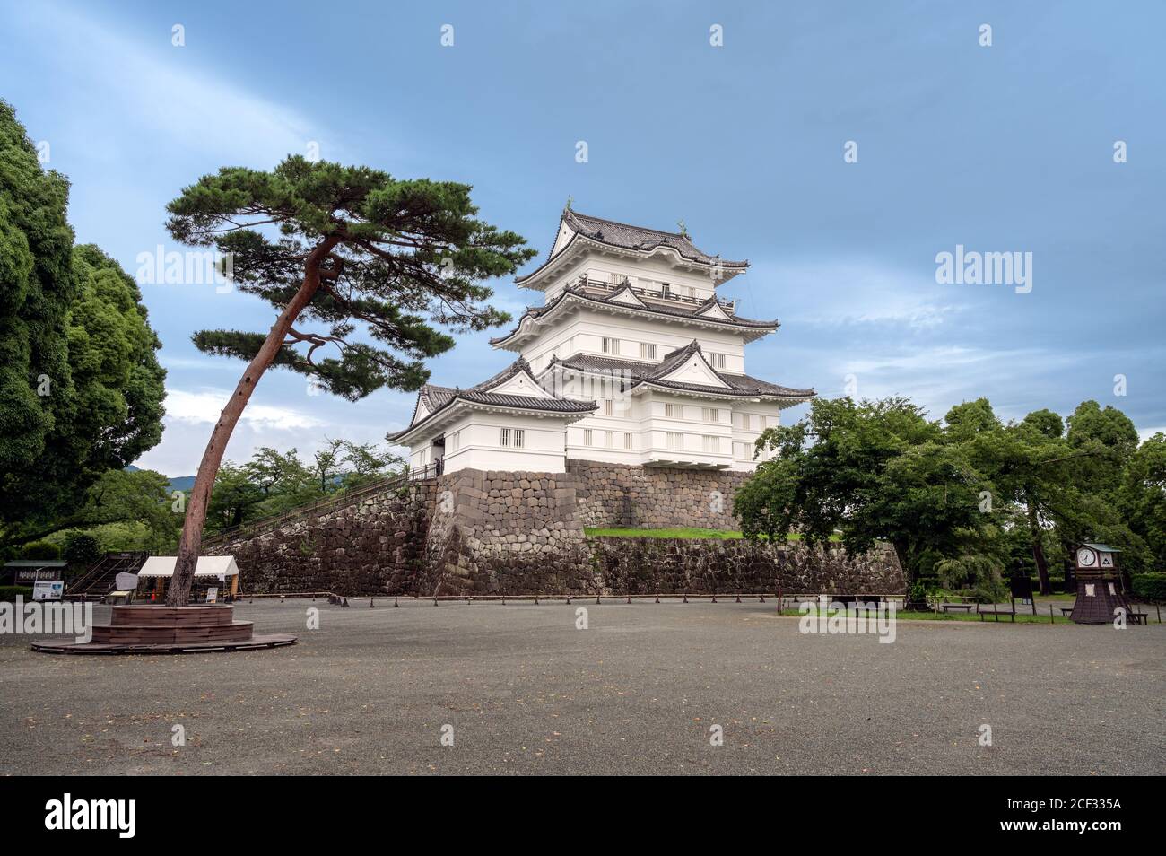 Odawara Castle on a quiet morning after rain Stock Photo - Alamy