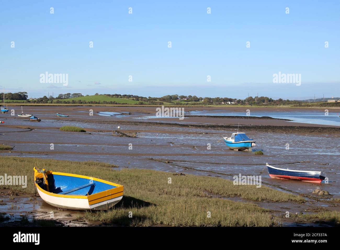 Ajgb low tide hi-res stock photography and images - Alamy