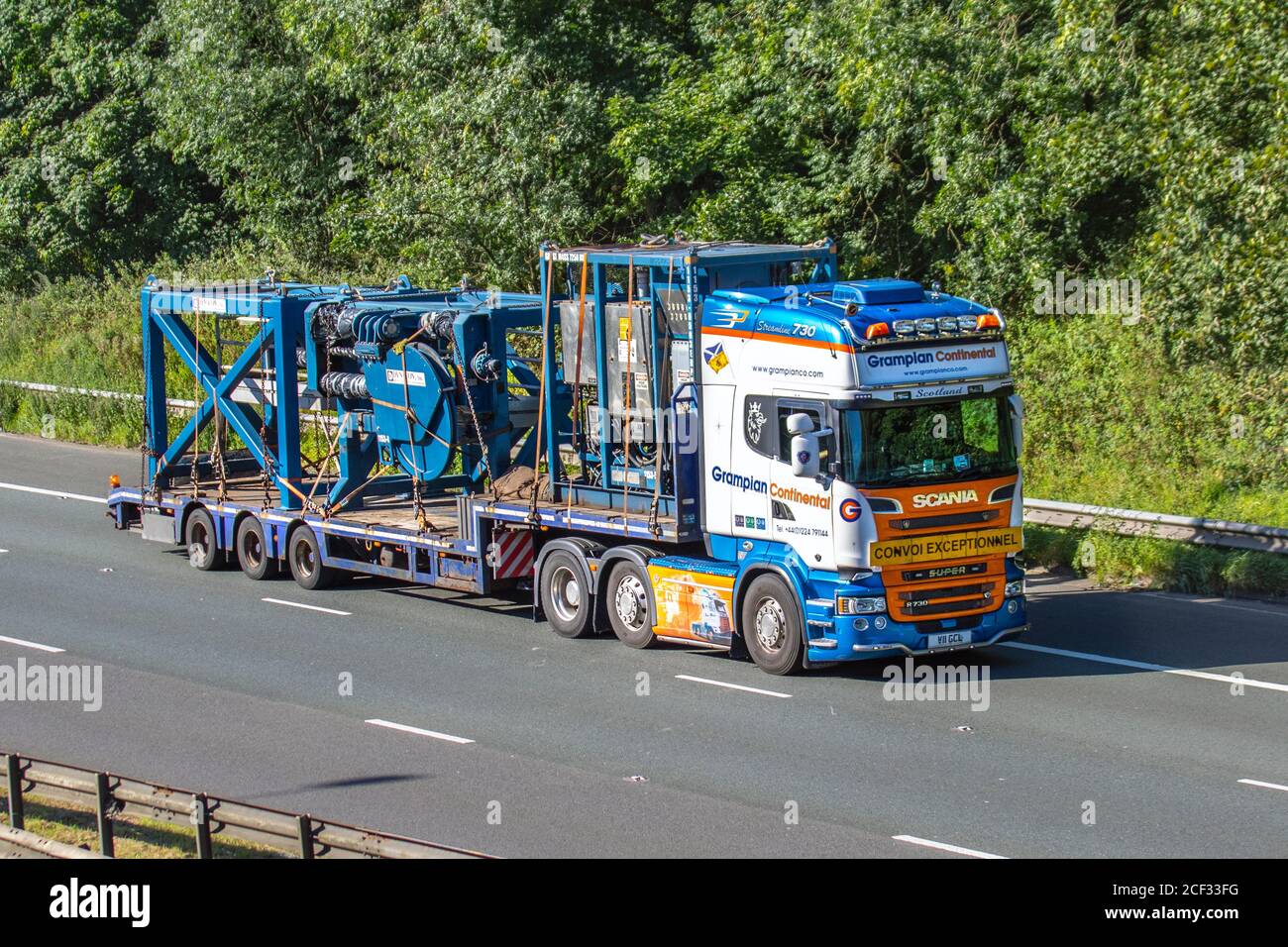 Grampian Continental Haulage delivery trucks, custom-made transport ...