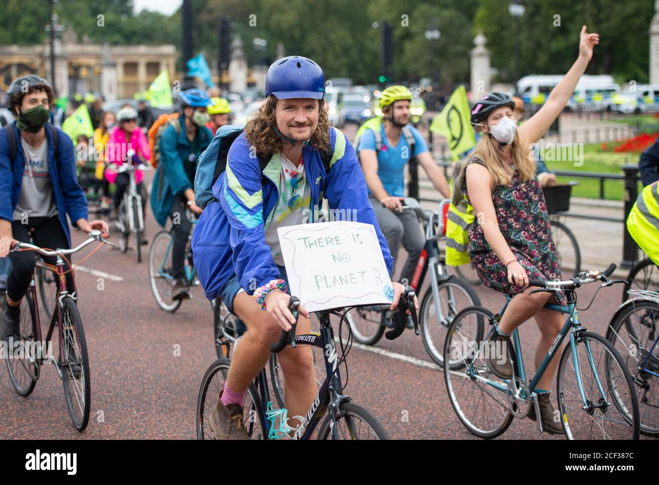 Cyclists on the Mall during an Extinction Rebellion protest in London ...