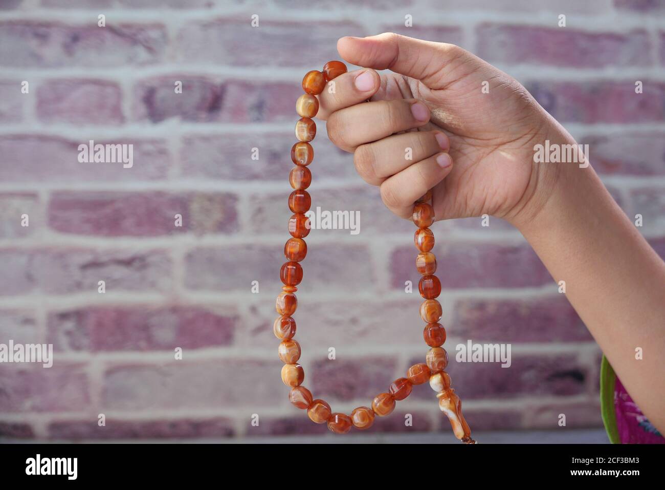 Close up of muslim women hand praying Stock Photo - Alamy