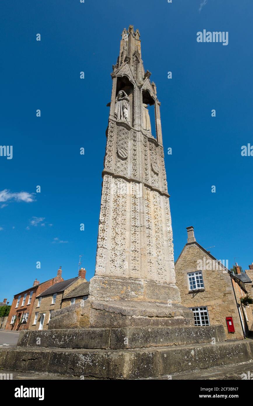 The Eleanor Cross at Geddington is the best preserved example in the ...