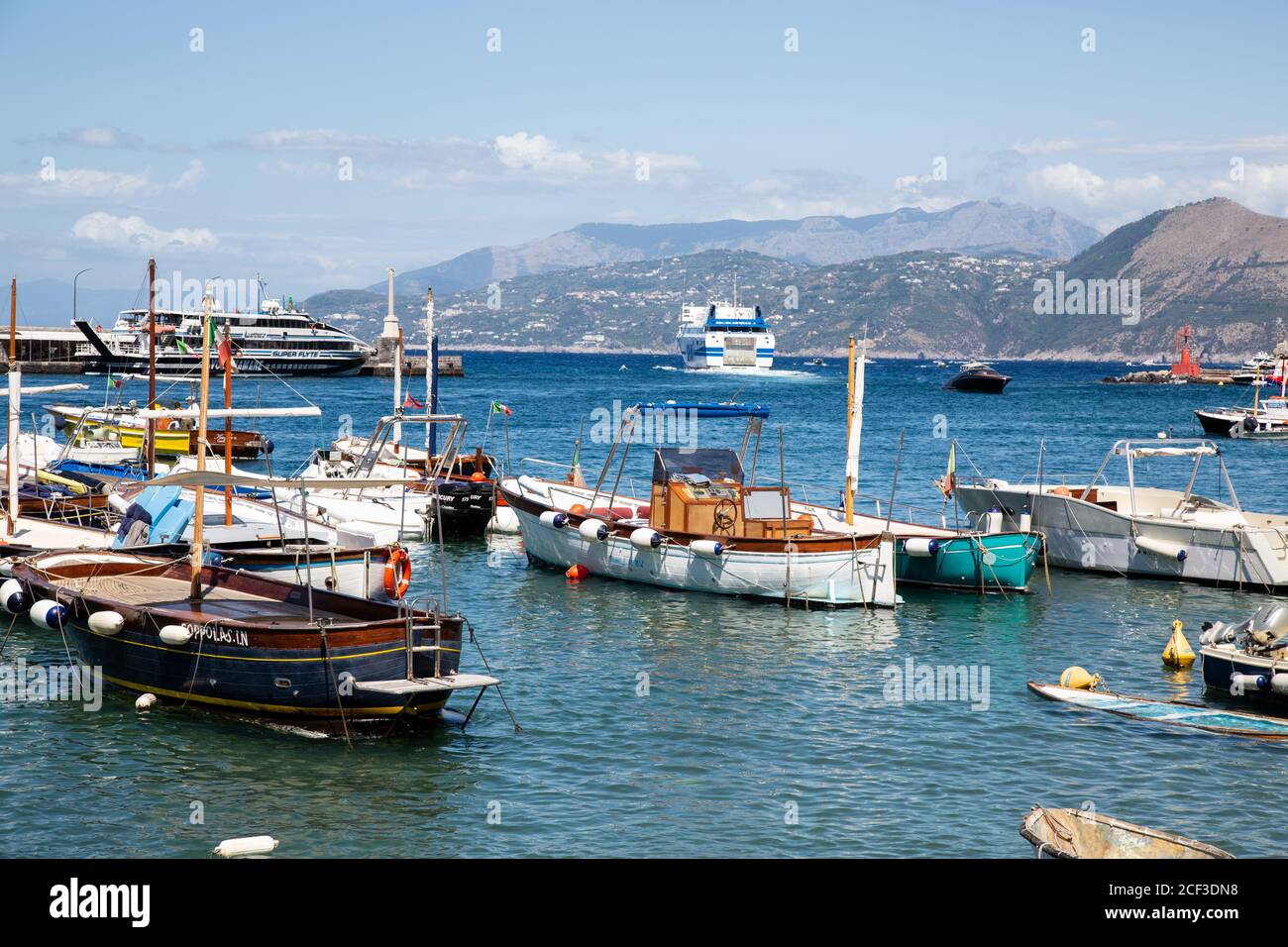 port of capri Stock Photo - Alamy