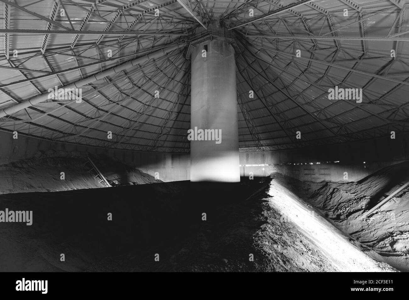 Old factory industrial buildings Black and White Stock Photos & Images ...