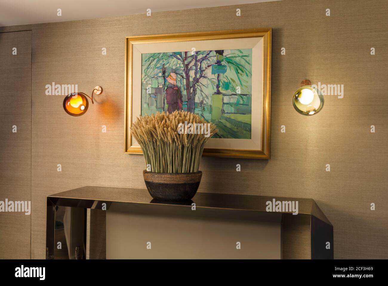 Glass wallpaper for painting hi-res stock photography and images - Alamy