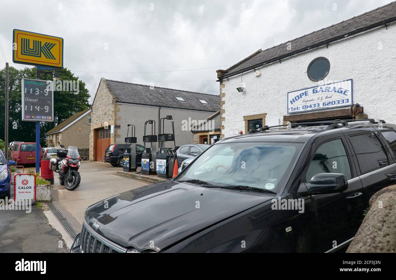 Town hope england peak district hi-res stock photography and images - Alamy