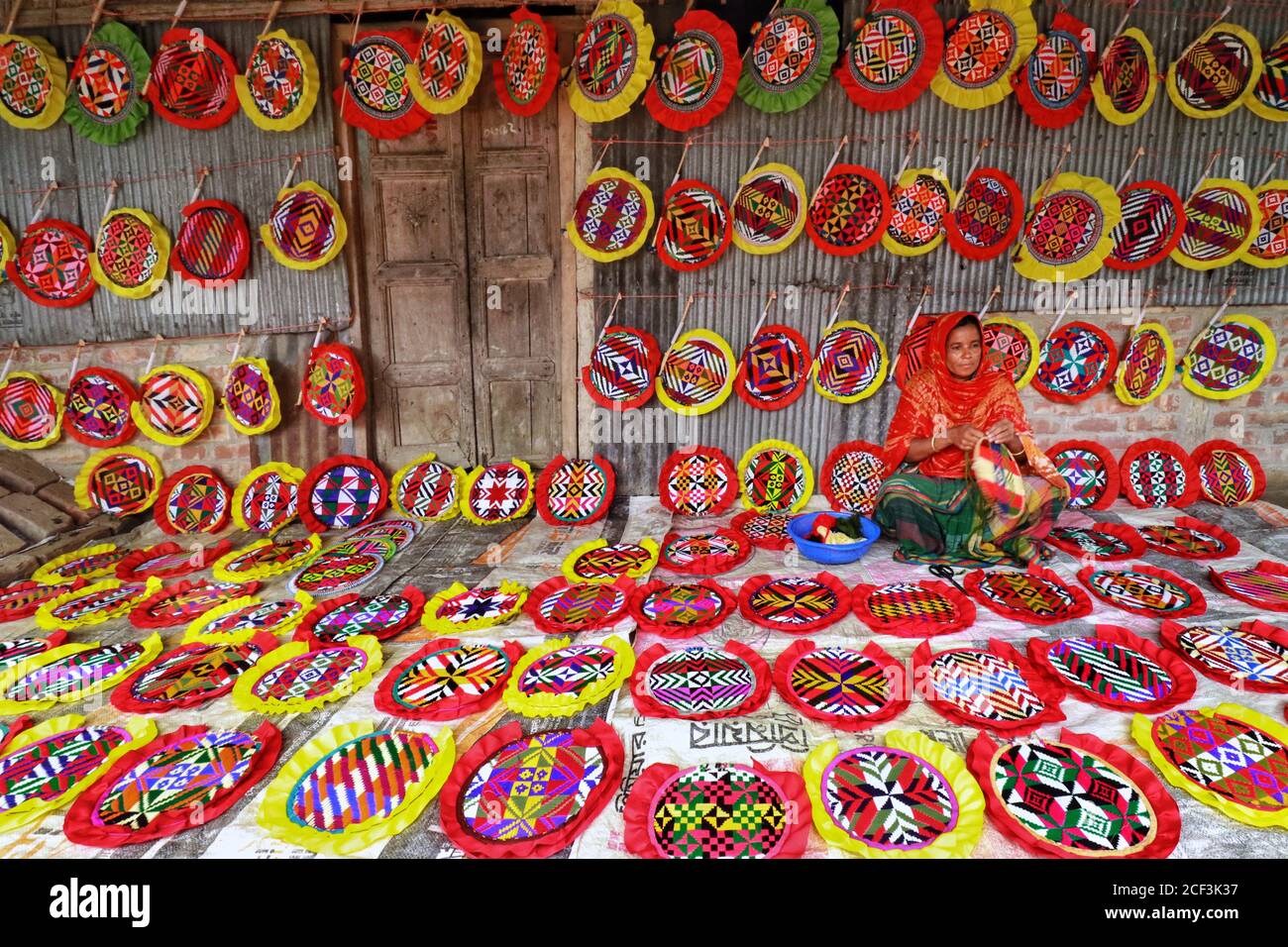 Bamboo fan hi-res stock photography and images - Alamy