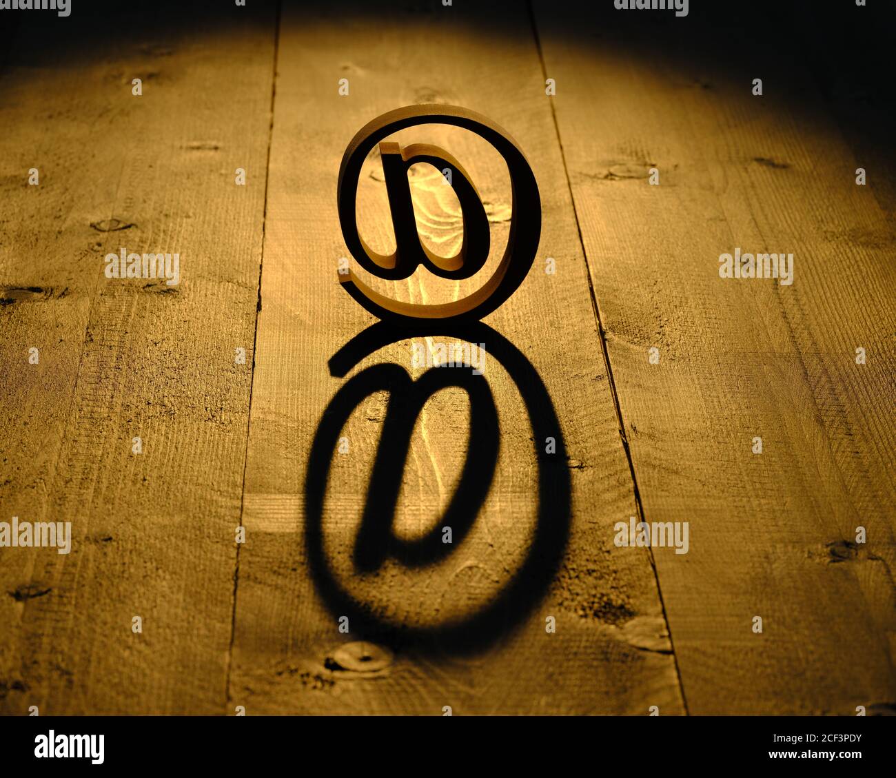 Arroba keyboard hi-res stock photography and images - Alamy