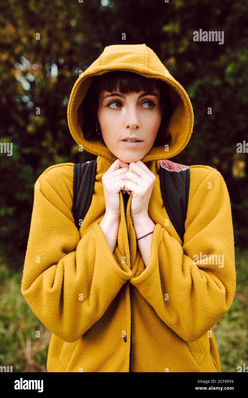 Shivering hi-res stock photography and images - Alamy