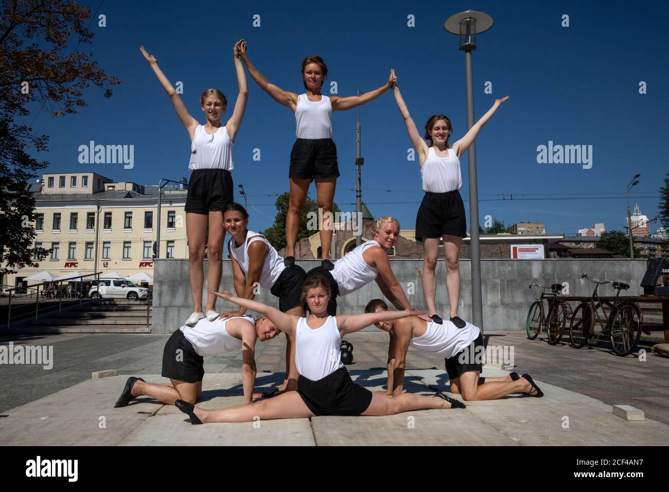 Soviet athlete gymnastics hi-res stock photography and images - Alamy