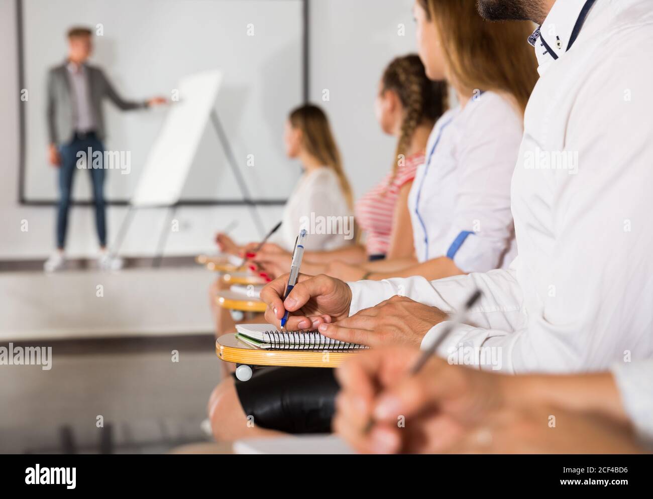 University lecture hall during class hi-res stock photography and ...