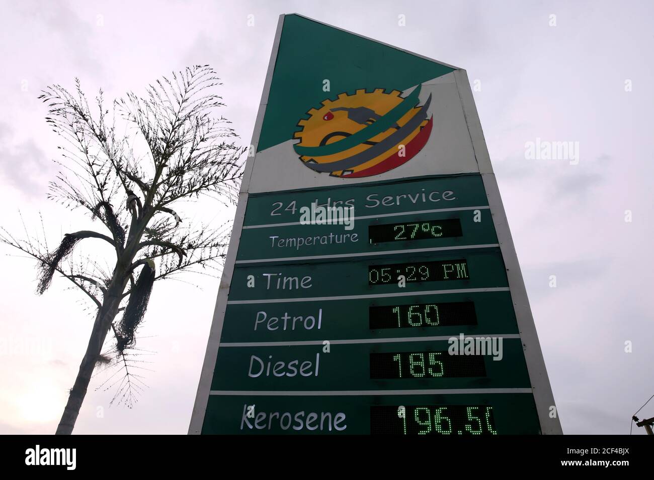 Retail board displays hi-res stock photography and images - Alamy