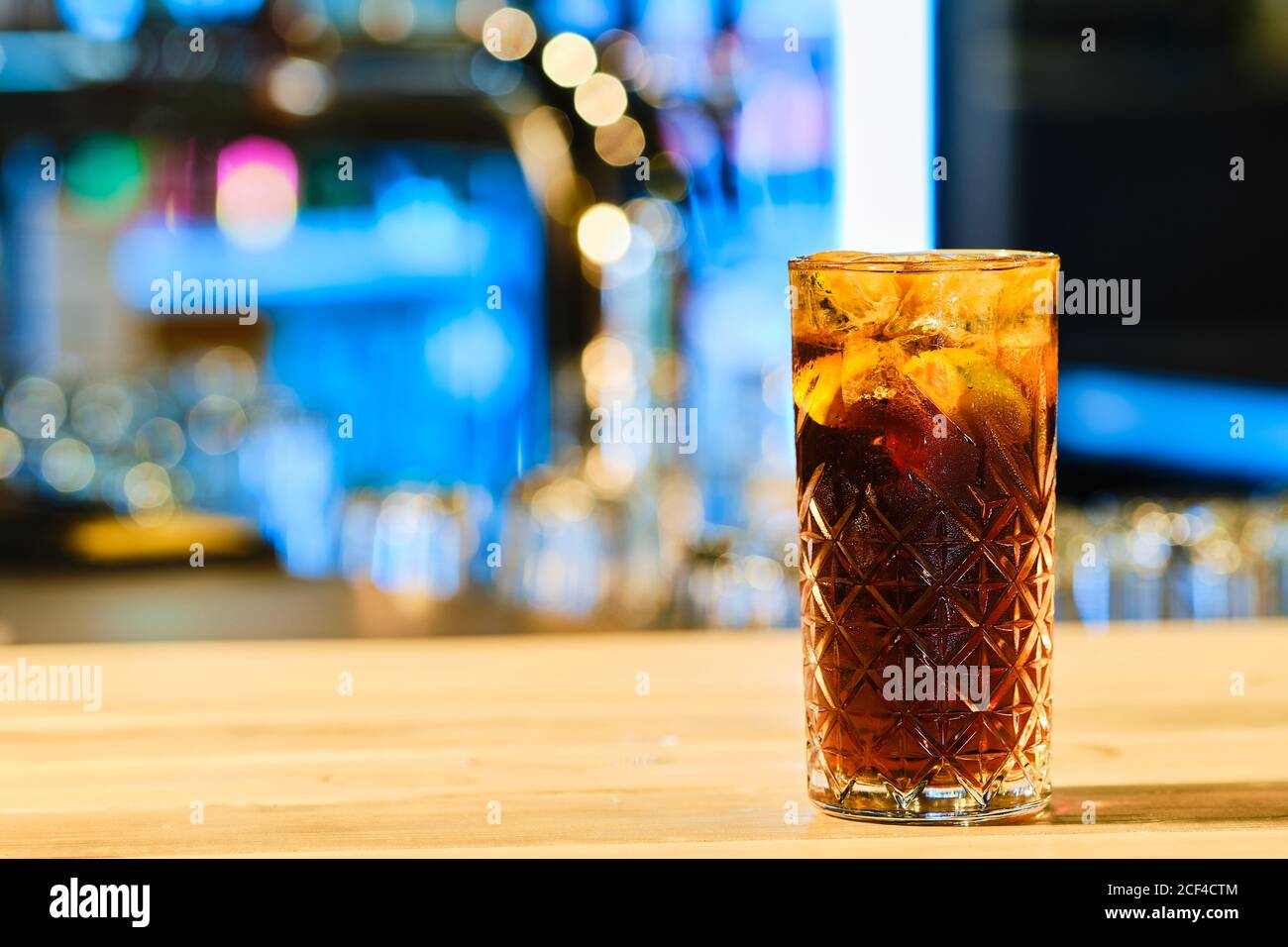 Rum cola cocktail cuba hi-res stock photography and images - Alamy