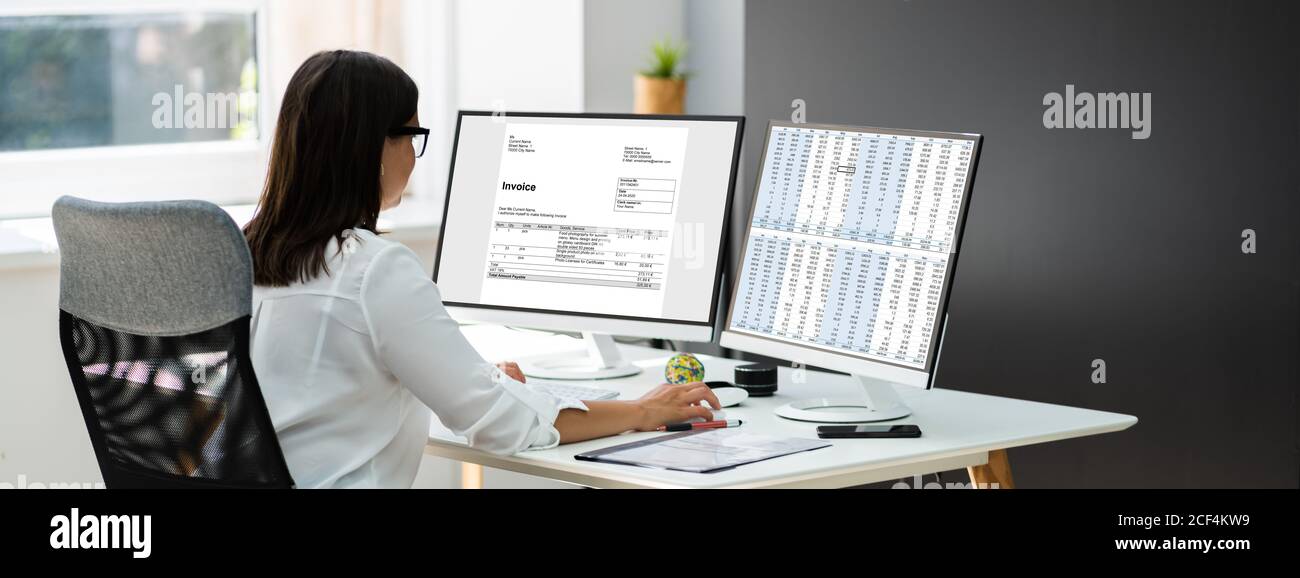 Computer software screen hi-res stock photography and images - Alamy