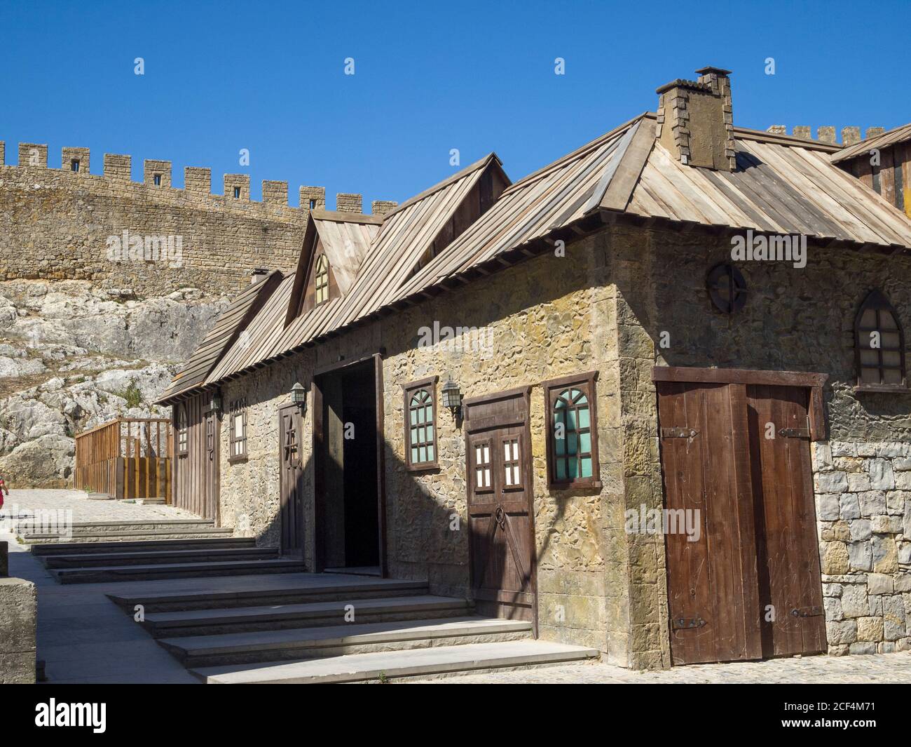 Medieval stone houses hi-res stock photography and images - Alamy