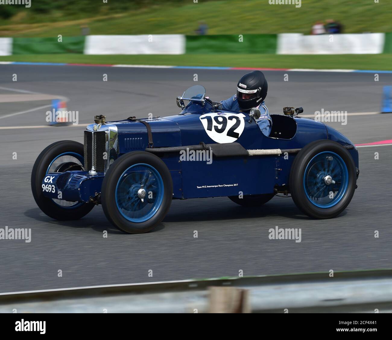 Duncan potter hi-res stock photography and images - Alamy