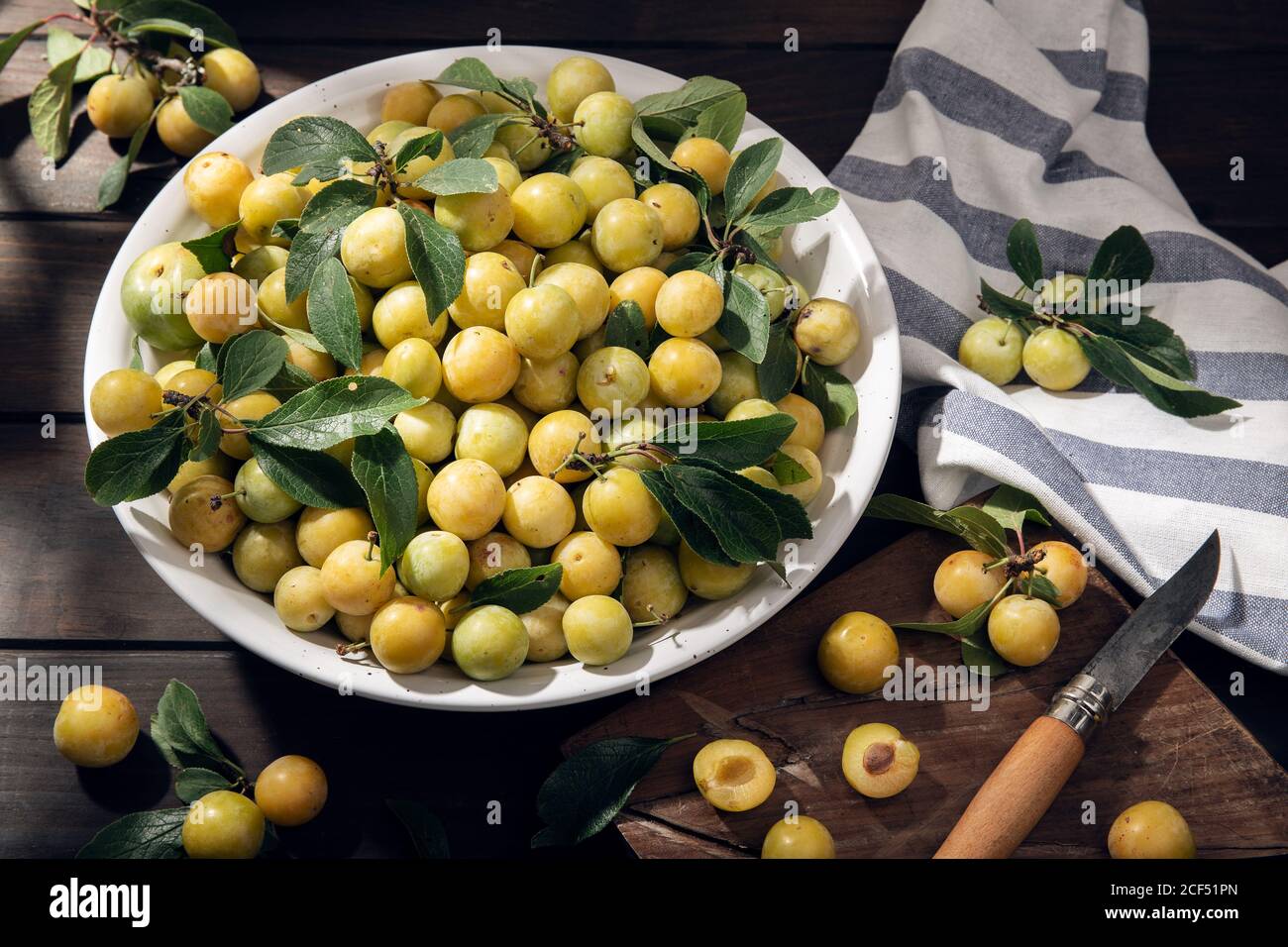 Mirabelle fruit hi-res stock photography and images - Alamy