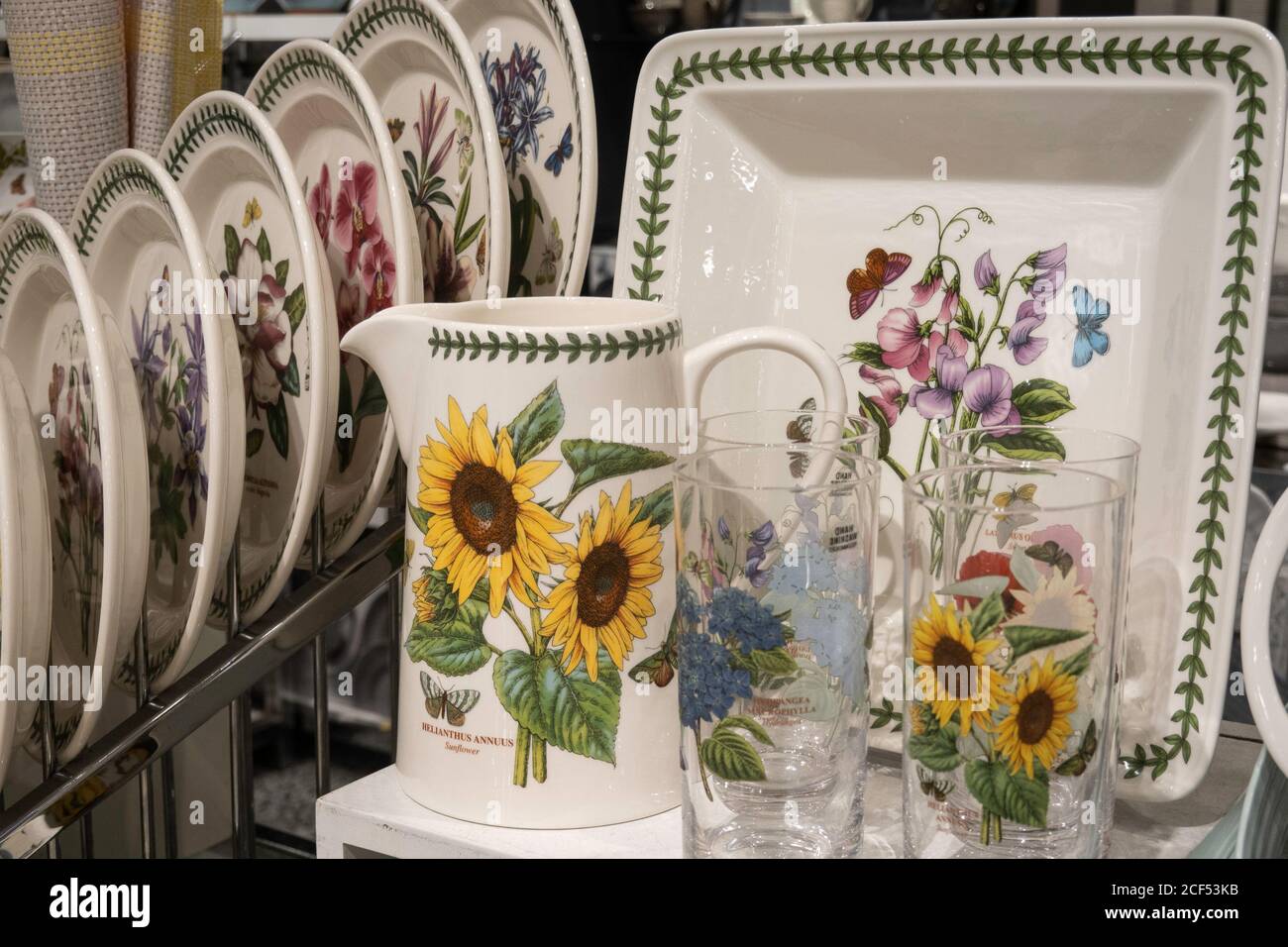 Housewares in Macy's Flagship Department Store, Herald Square, New York ...